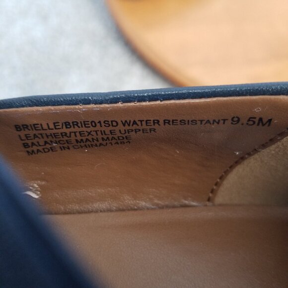 Blondo | Shoes | Blondo Size 95 Brielle Ballet Flats Leather Shoes Navy ...